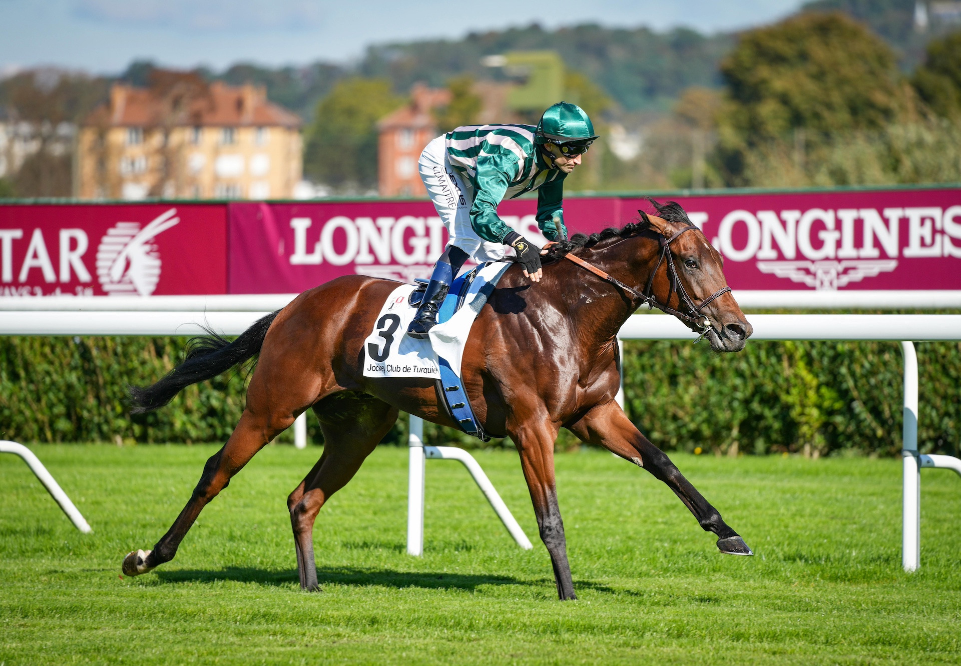 Maranoa Charlie Dominates G3 Prix Thomas Byron