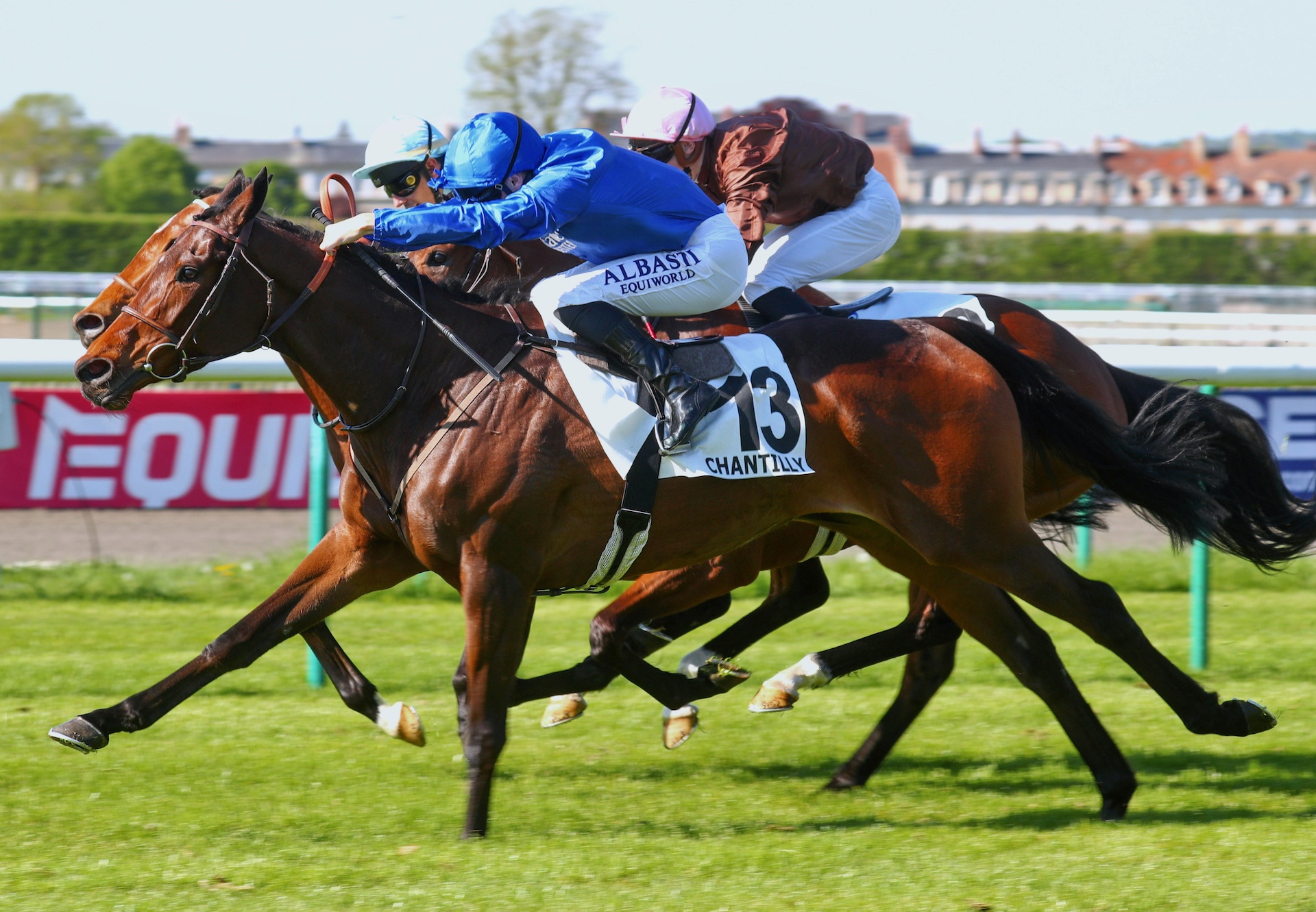 Camelot Filly Makes Perfect Start At Chantilly